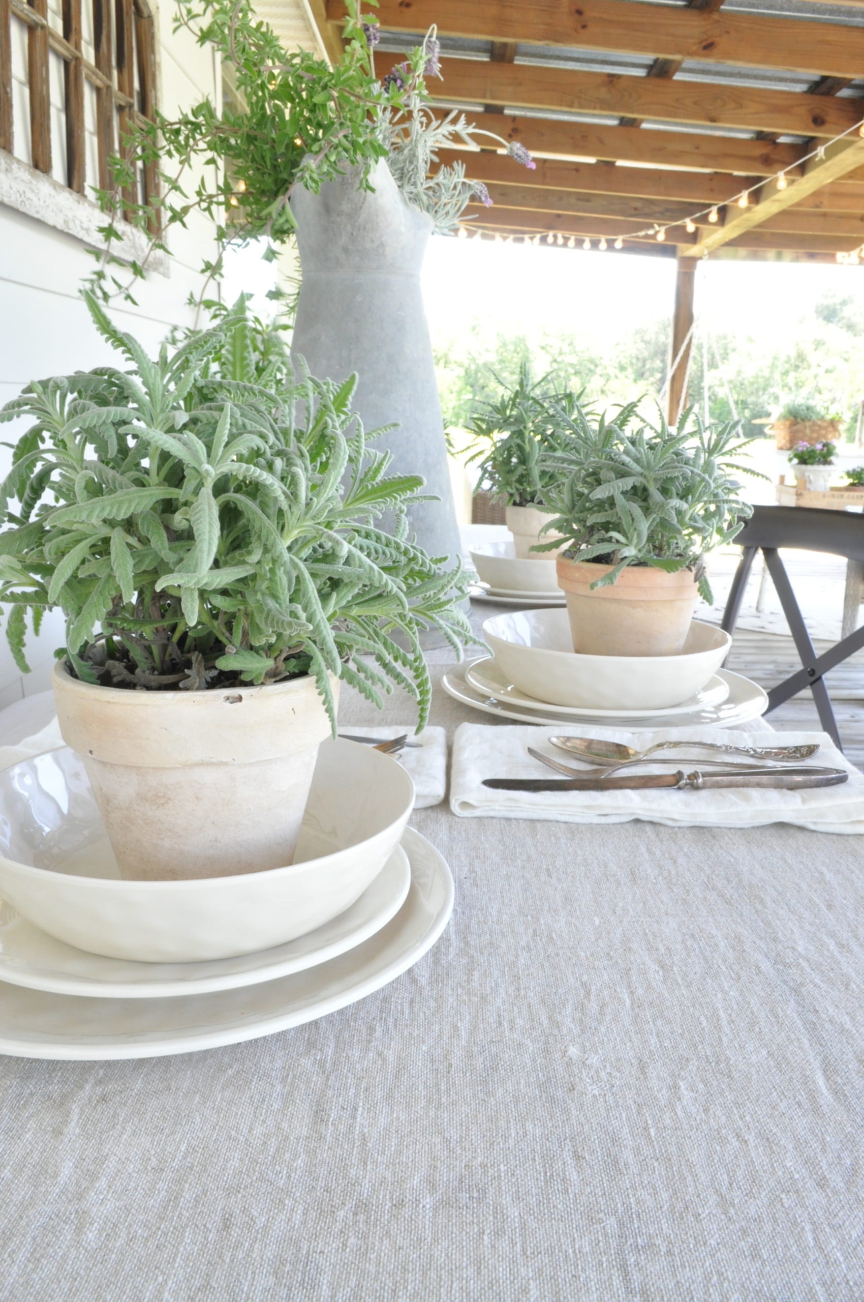 Casual Outdoor Dining Space - Becky's Farmhouse