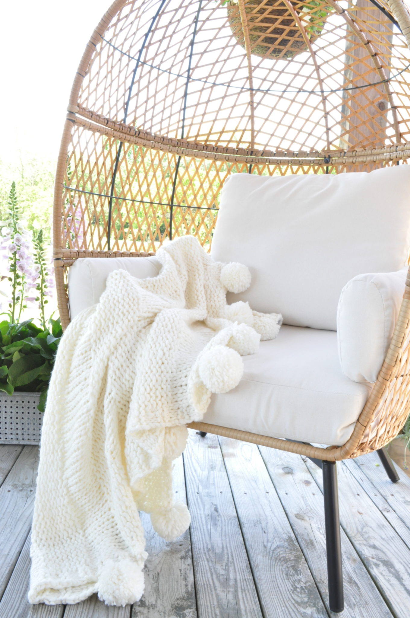 The Coziest Outdoor Chair - Becky's Farmhouse